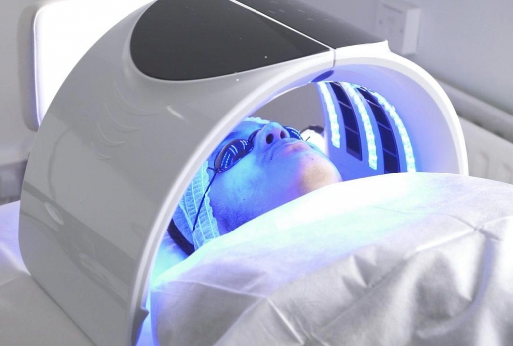 LED Light Therapy Skin Treatment in Borough, London SE1: Holistic Skin